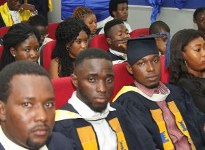 LISTE DES ECOLES DE LANGUES AGRÉES ET RECONNUES AU GHANA -COURS D ...